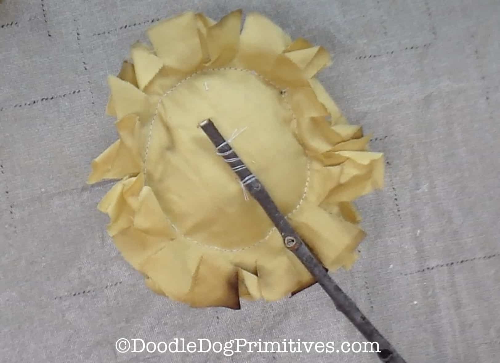 Primitive Sunflowers Tutorial - DoodleDog Designs Primitives