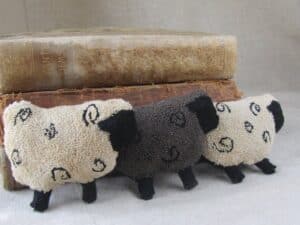 Sheep Punch Needle Pattern - DoodleDog Designs Primitives