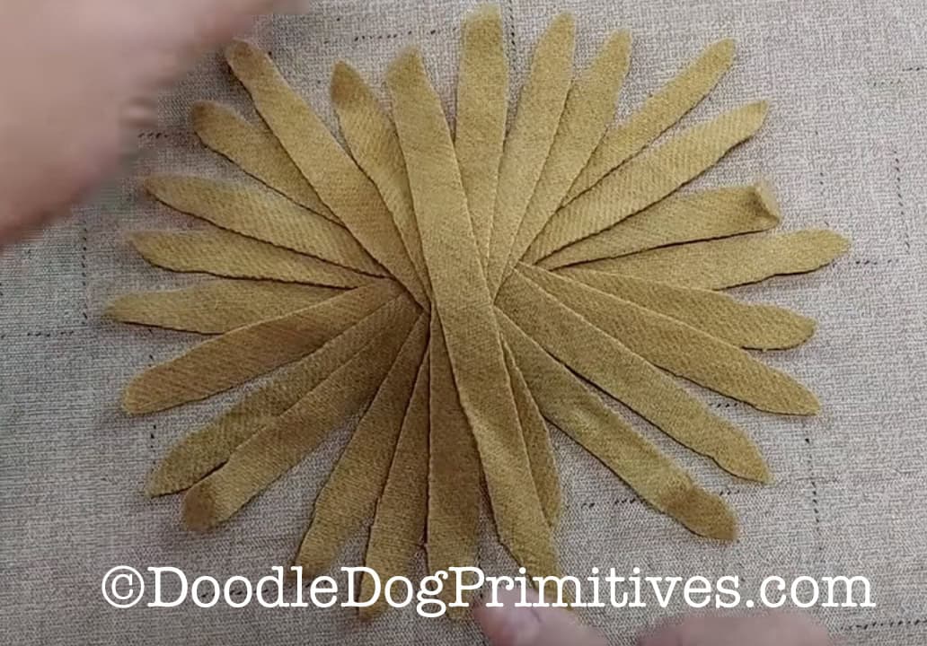 Hooked Rug Cone Flowers - DoodleDog Designs Primitives