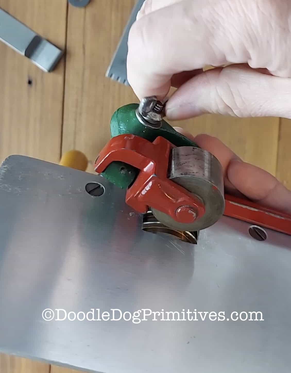 Rigby Wool Strip Cutter for Rug Hooking: Care & Use - DoodleDog Designs ...