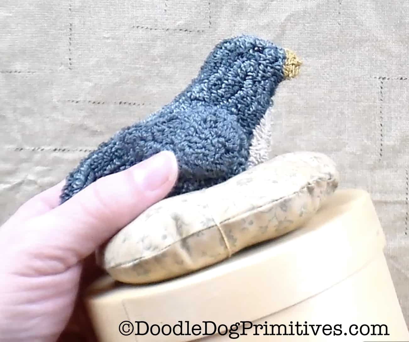 Nesting Bird Pin Cushion Tutorial - DoodleDog Designs Primitives