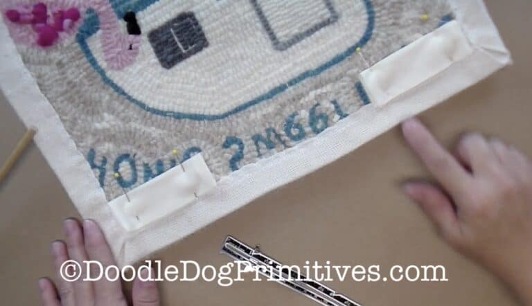 How to Create a Hooked Rug Wall Hanging that isn't DRooPY